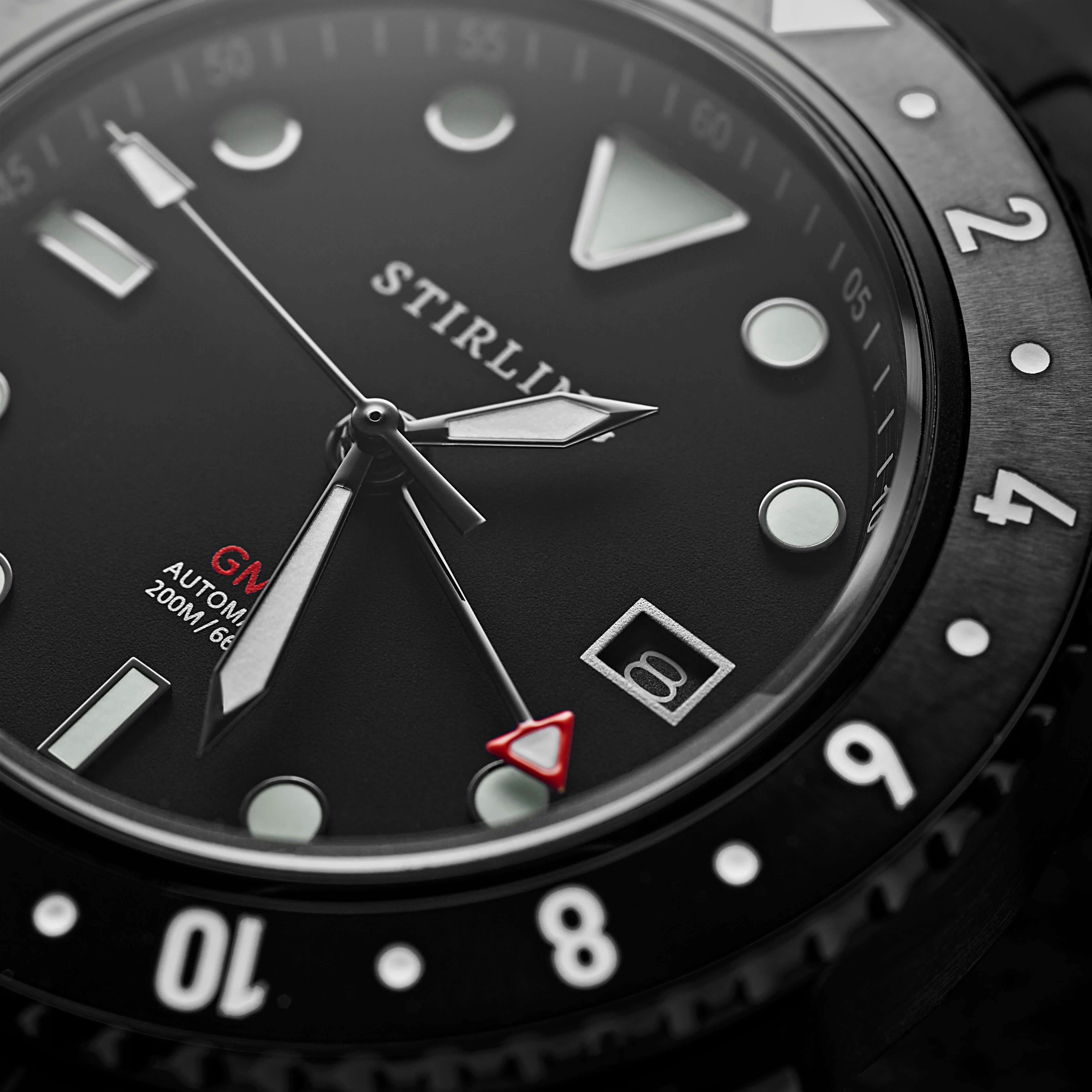 Durrant GMT - Black/White – Stirling Timepieces